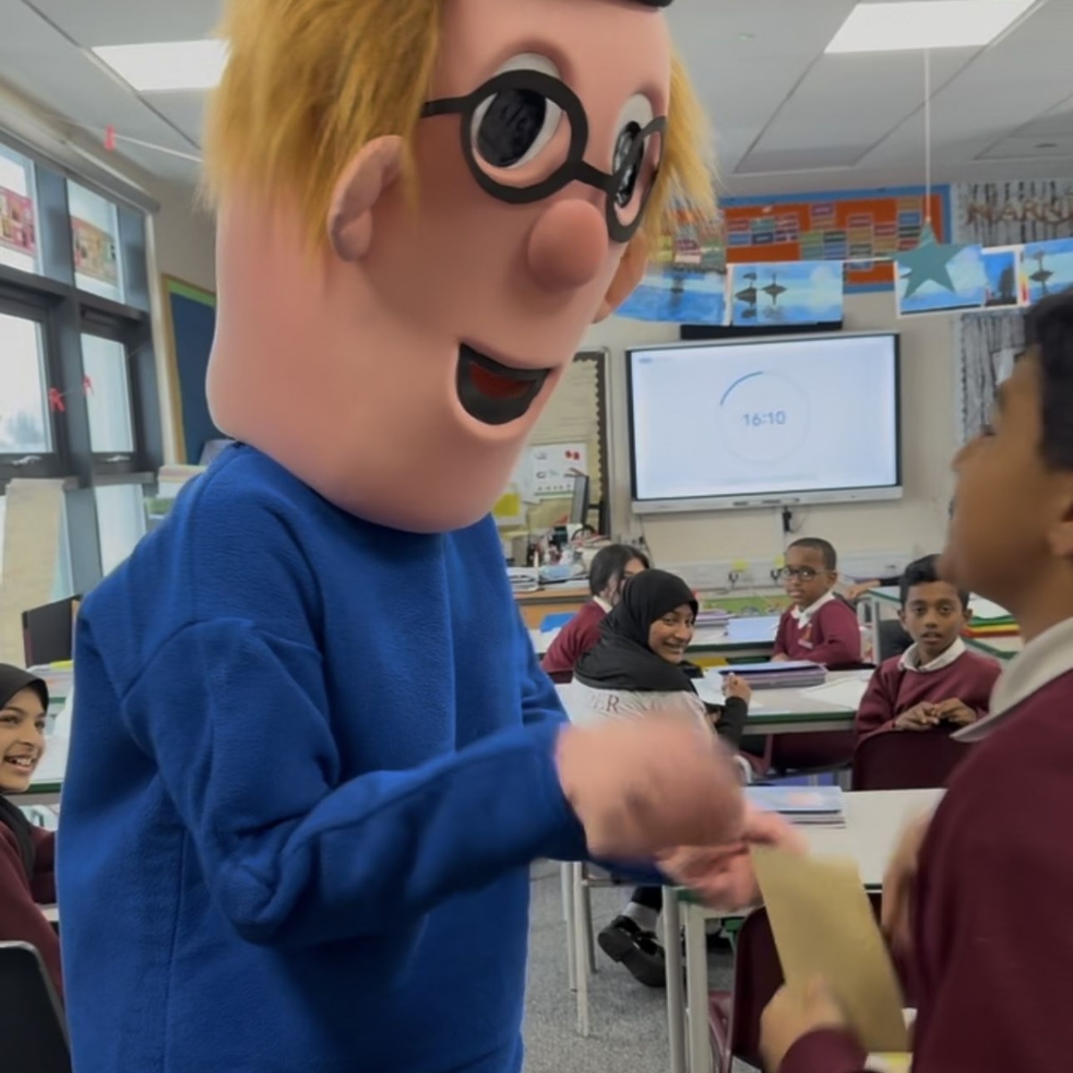 Iqra Primary School - Postman Pat Delivers Eid Cheer to Iqra Primary ...